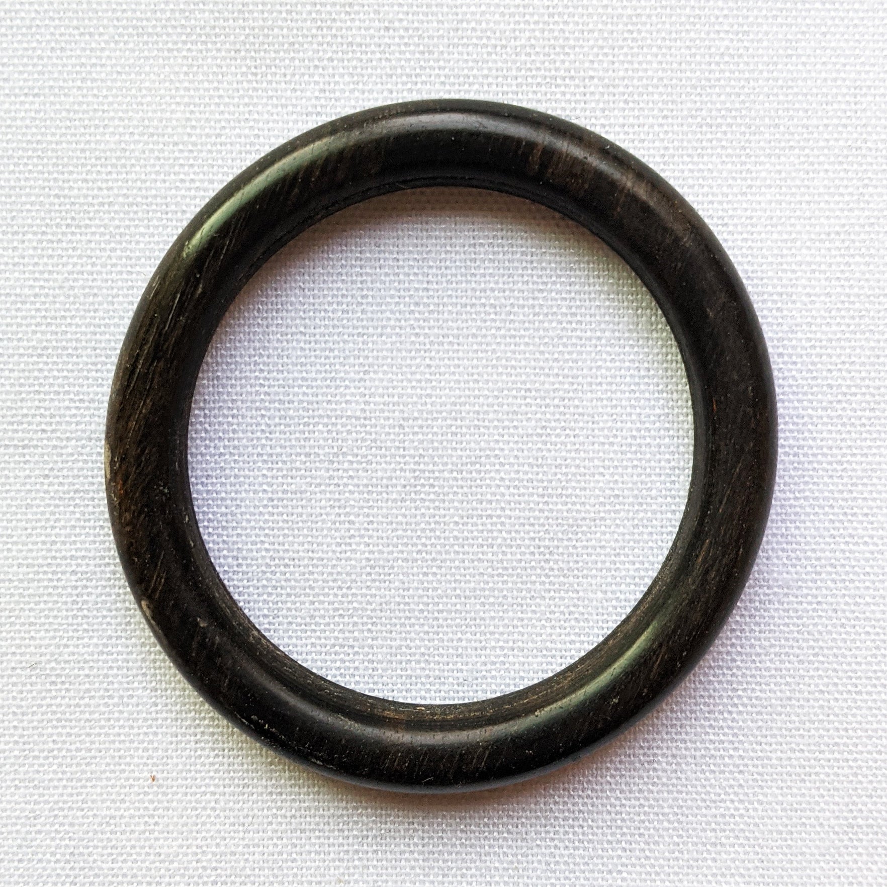 Solid Round Rim in Ebony | D.E.L.S. Nantuckets