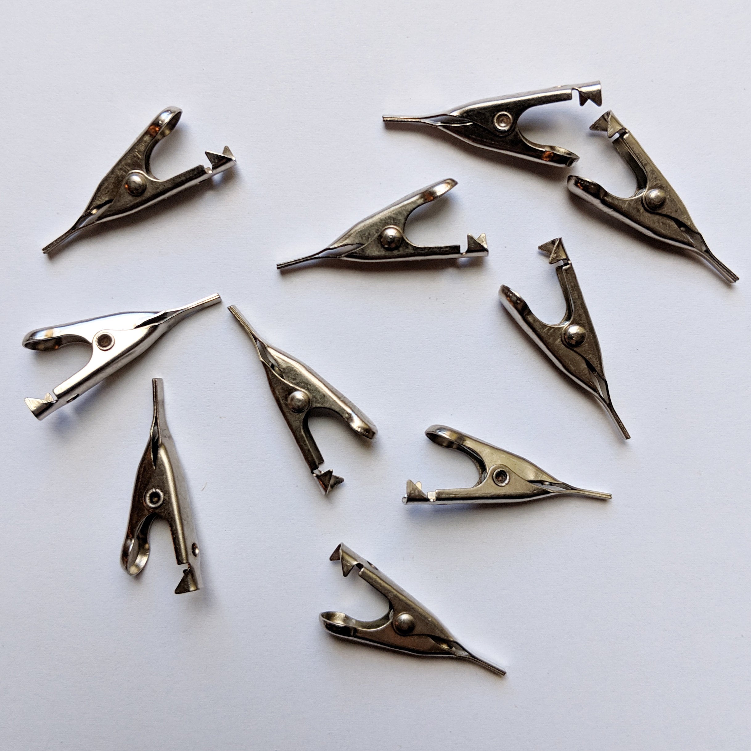 Toothless Micro Clips | D.E.L.S. Nantuckets